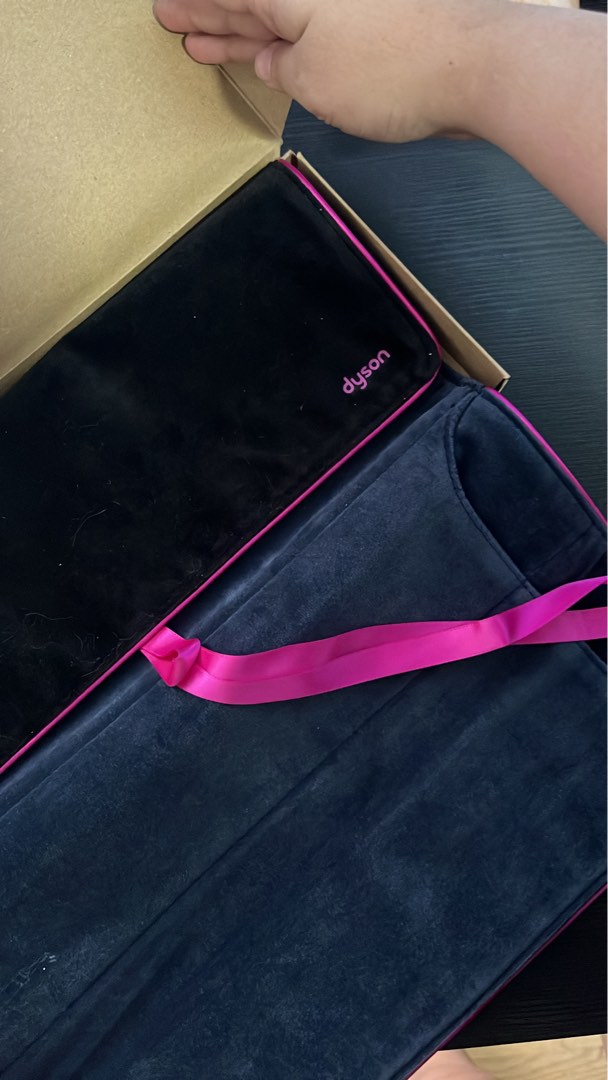 Dyson Travel Pouch, Beauty & Personal Care, Hair on Carousell