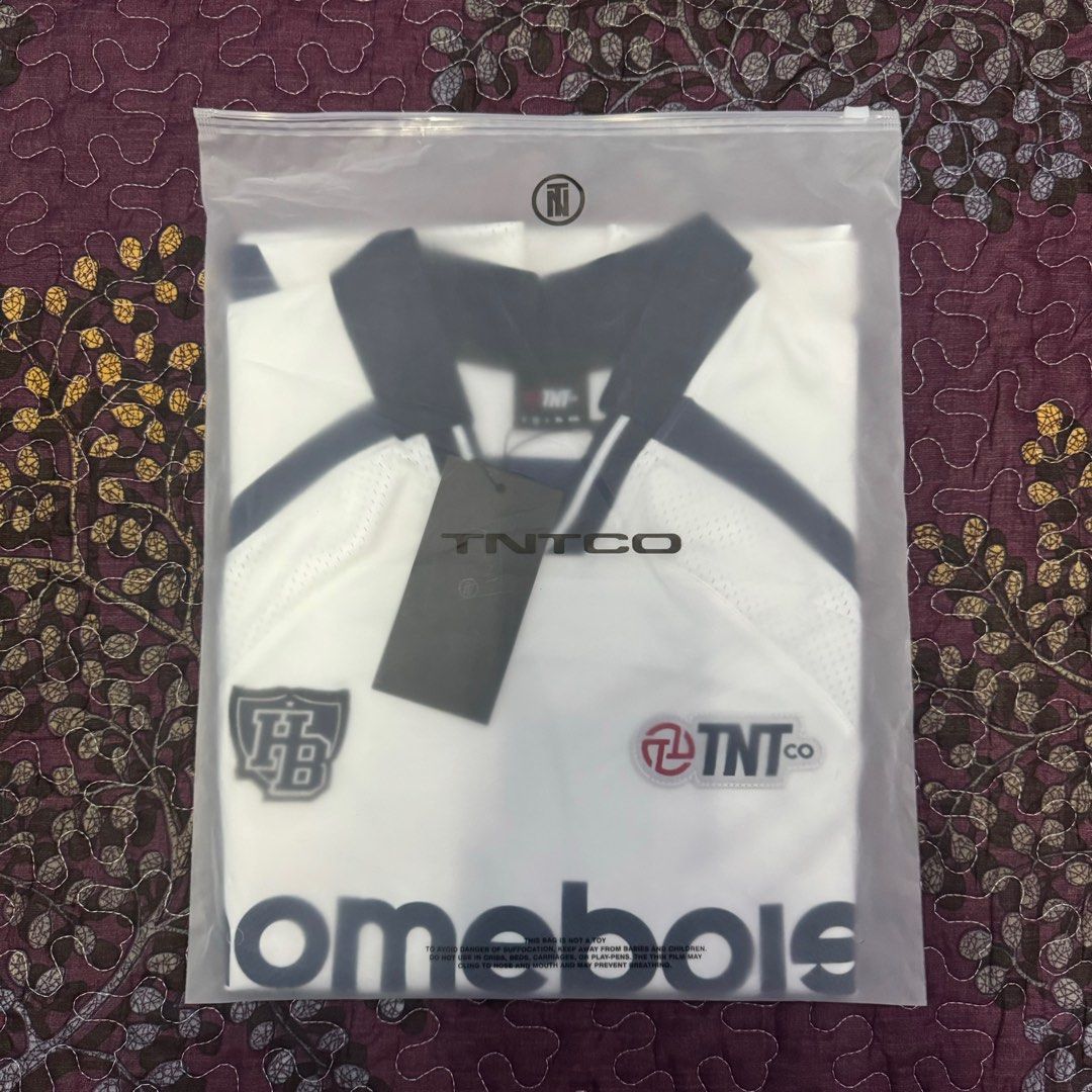 HOMEBOIS X TNTCO, Men's Fashion, Activewear on Carousell