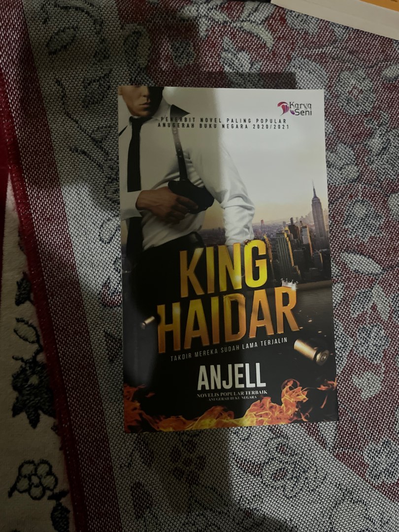 King haidar malay novel, Hobbies & Toys, Books & Magazines, Storybooks on Carousell