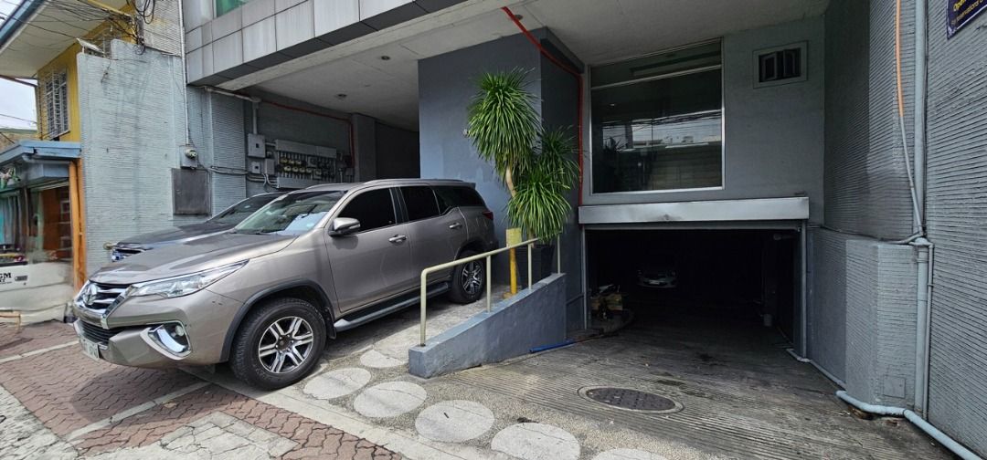 Makati Office Building For Sale 5 Storeys, Property, For Sale ...