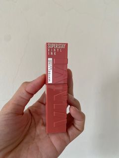 Maybelline Superstay Vinyl Ink (Intriguing)+ Maybelline Superstay Matte ...