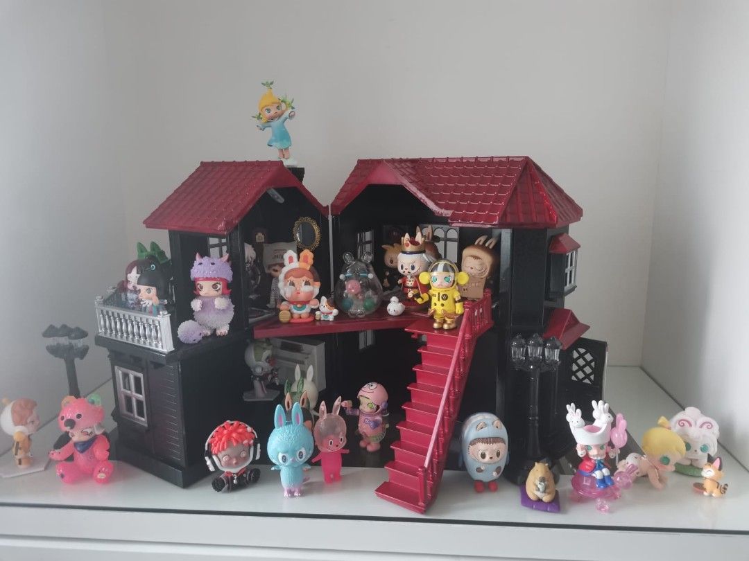 Popmart Custom Made Skullpanda Molly House, Hobbies & Toys, Toys ...