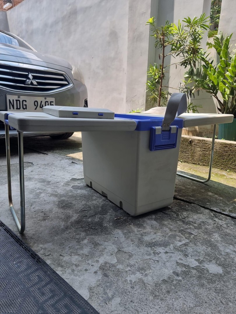 Profit Wing Cooler w/ Table, Furniture & Home Living, Outdoor Furniture ...