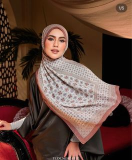 Tudung Ruffle Pulang in Klasik Gelita, Women's Fashion, Muslimah ...