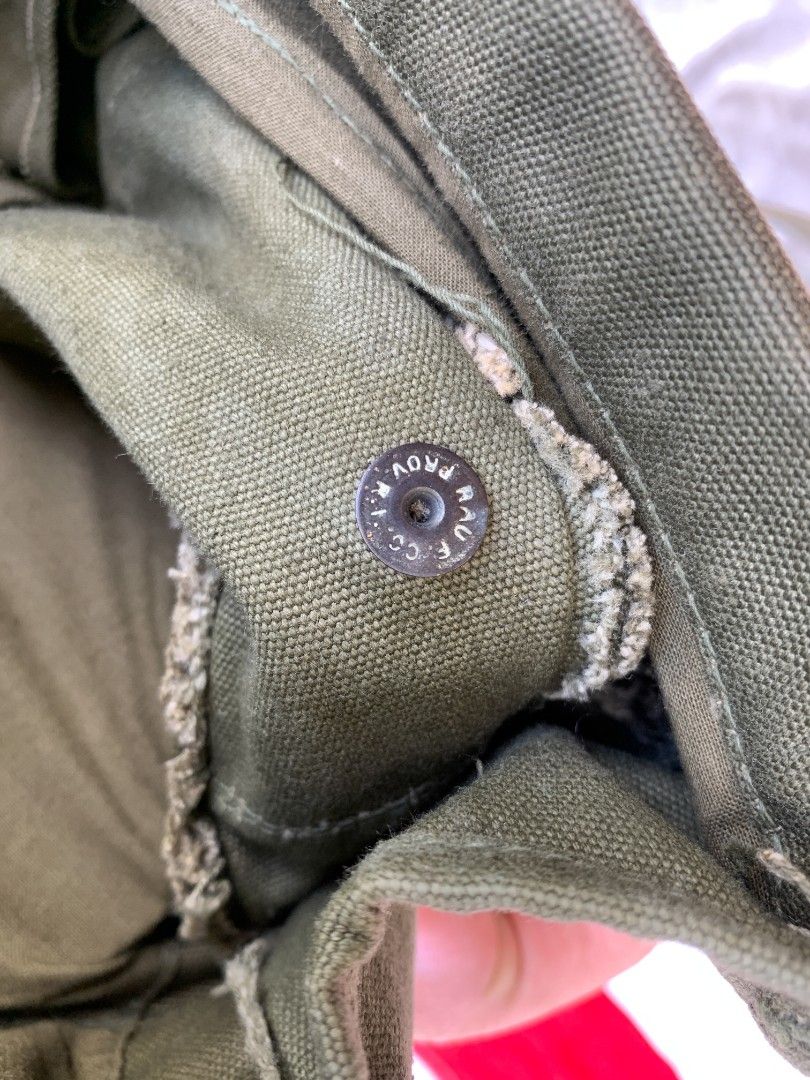 Vintage 50's 60's US Army Gas Mask Sling Bags, Men's Fashion, Bags ...