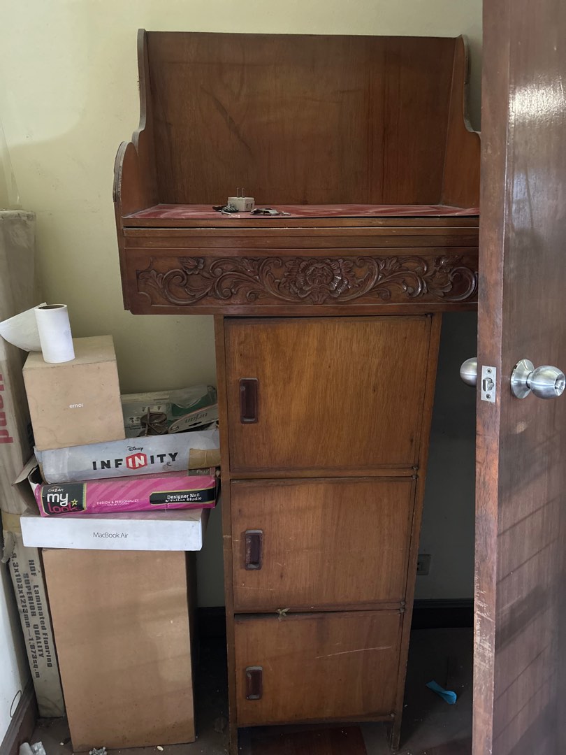 Wooden Altar with 3 layer drawer, Furniture & Home Living, Furniture ...