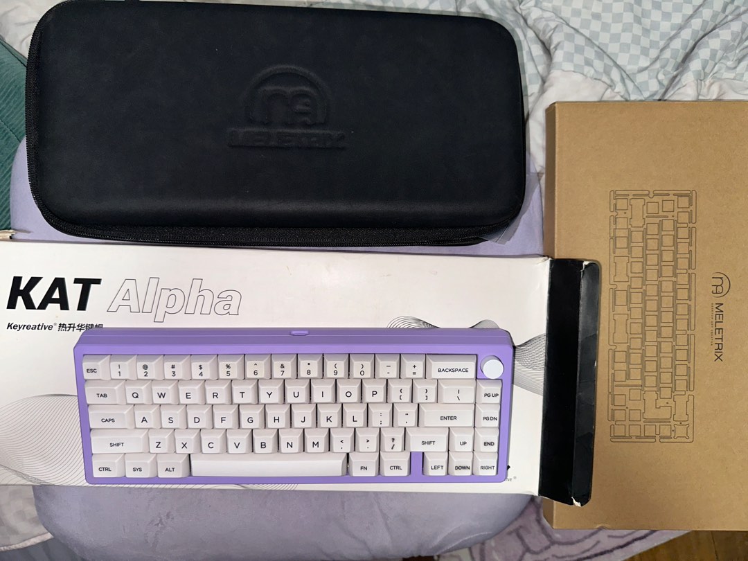 Zoom65 v1 EE Wireless Keyboard Build (Lilac), Computers & Tech, Parts ...