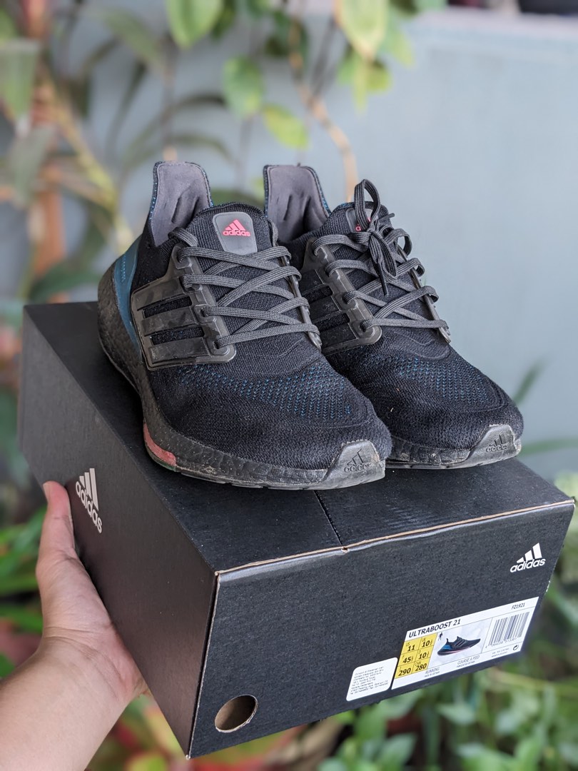 Adidas ULTRABOOST 21 Black, Men's Fashion, Footwear, Sneakers on Carousell