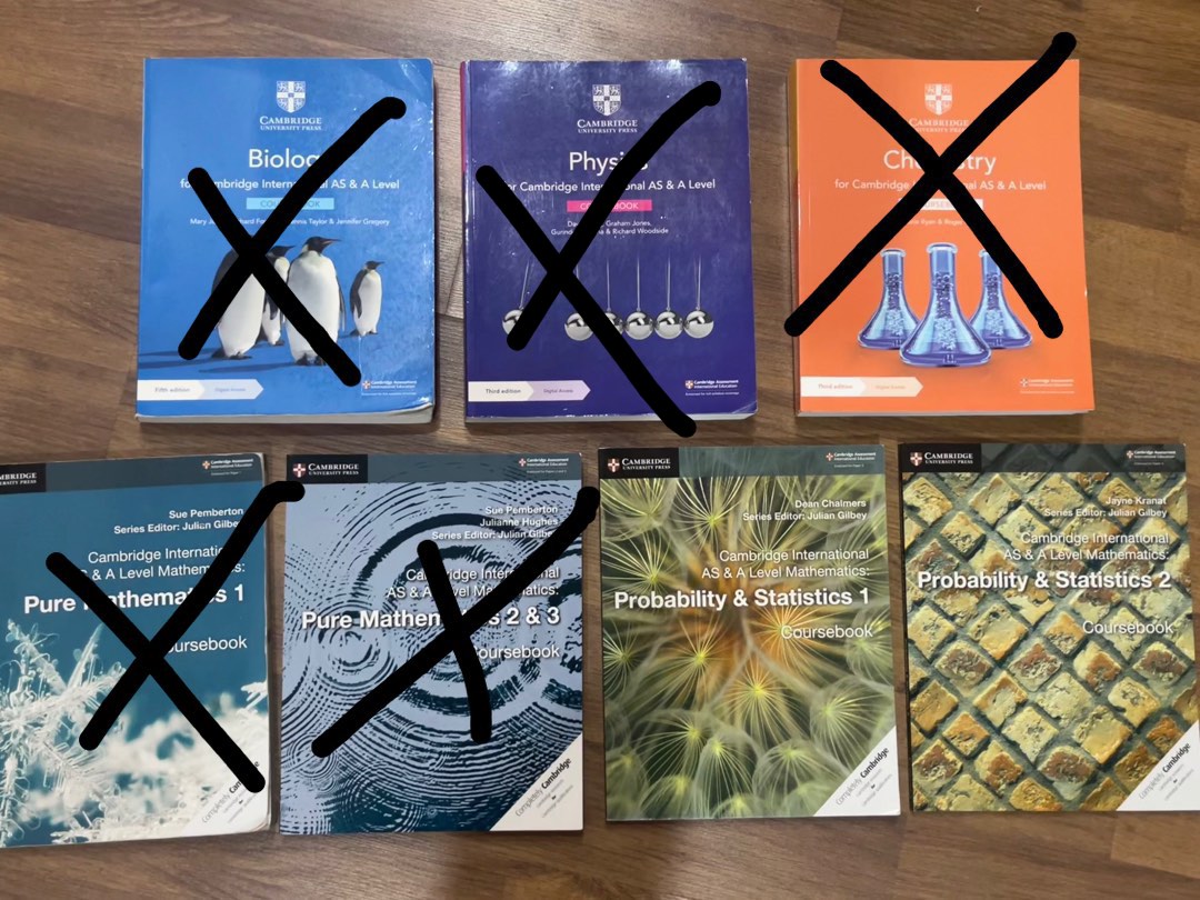 ALevel coursebook for sale （Physics, Probability&Statics), Hobbies ...
