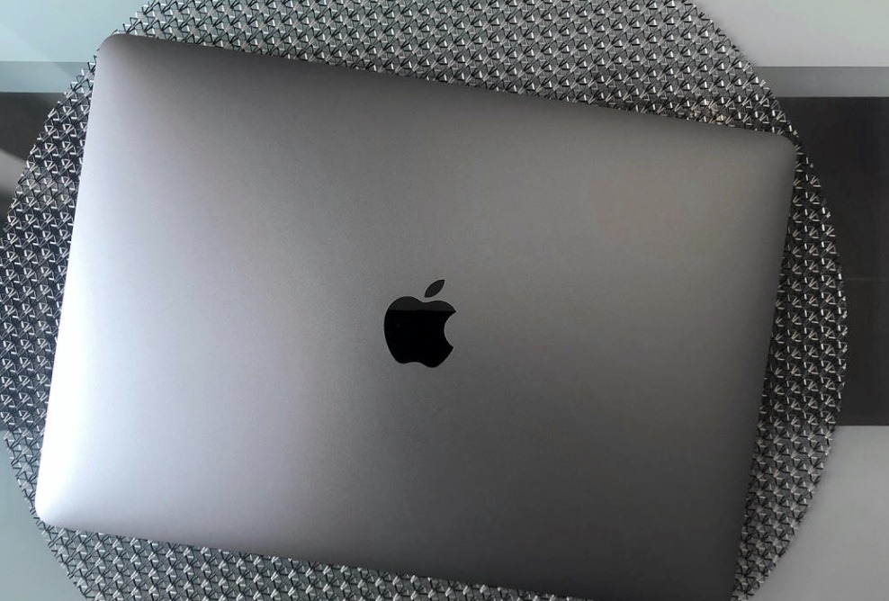Apple Macbook Pro 13" Mid 2020 (512GB), Computers & Tech, Laptops ...