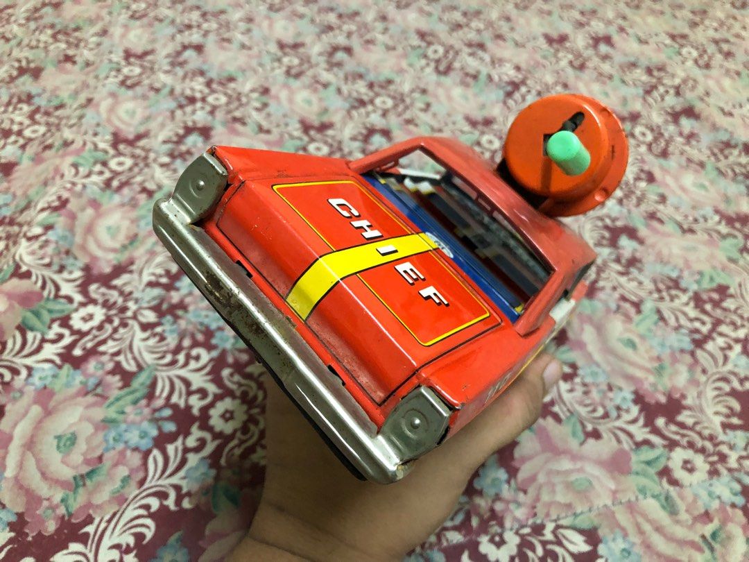 Fire Chief Car With Crank Siren (TRADE MARK OF MODERN JAPAN), Hobbies ...