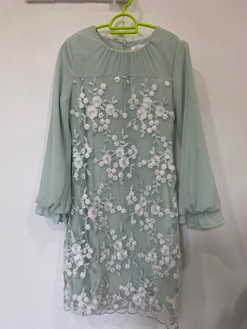 Jeero zerol kurung, Women's Fashion, Muslimah Fashion, Baju Kurung ...