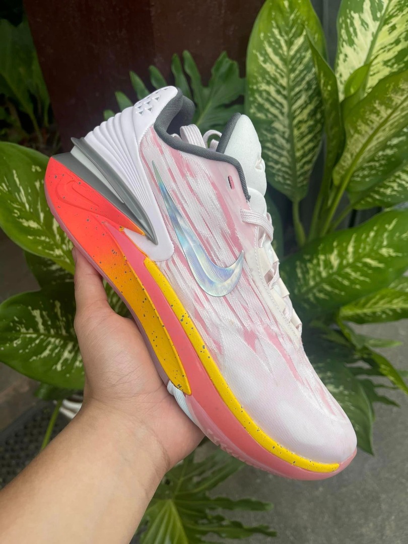 NIKE GT CUT 2, Men's Fashion, Footwear, Sneakers on Carousell