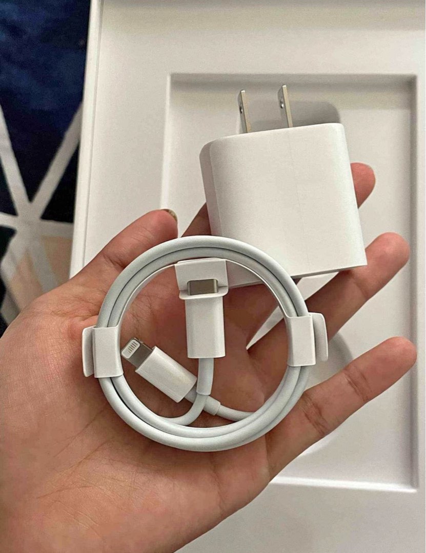 Original Iphone charger watts w/serial, Mobile Phones & Gadgets, Mobile ...