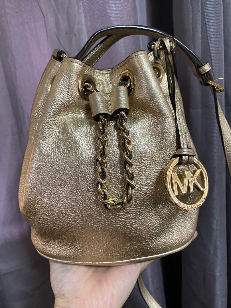 Original Mk frankie bucket bag, Women's Fashion, Bags & Wallets, Cross ...