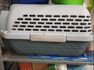 Pet carrier, Pet Supplies, Homes & Other Pet Accessories on Carousell