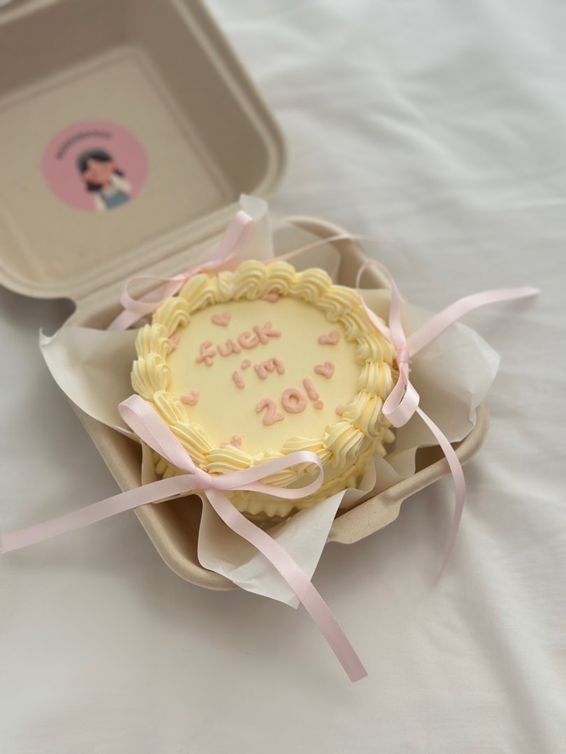 Ribbon Bento cake, Food & Drinks, Homemade Bakes on Carousell