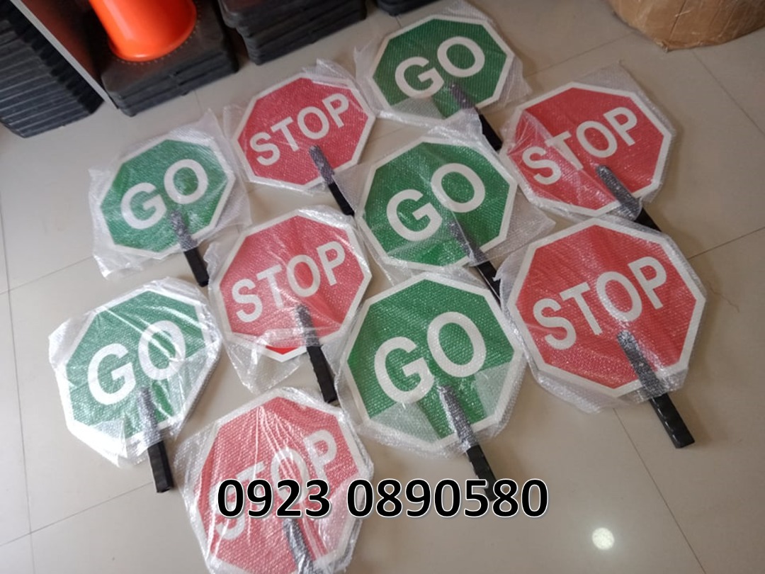 Stop & Go sign, Looking For on Carousell