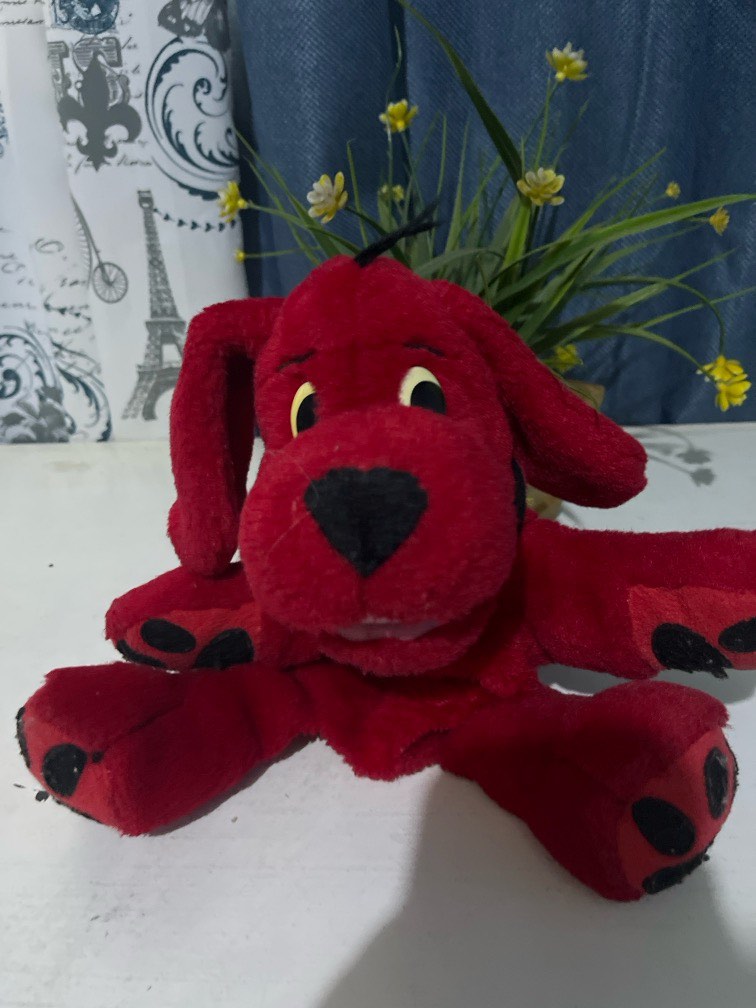 Vintage Clifford hand puppet, Hobbies & Toys, Toys & Games on Carousell