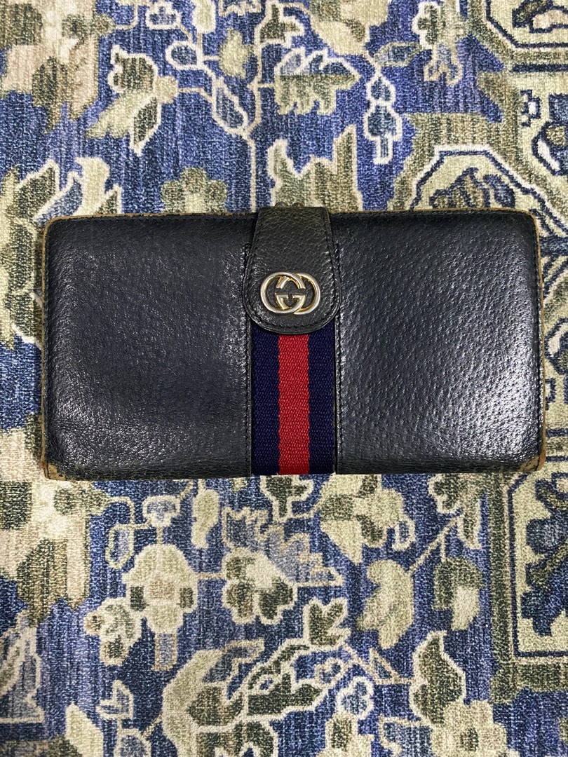 Vintage Gucci Long Wallet, Luxury, Bags & Wallets on Carousell