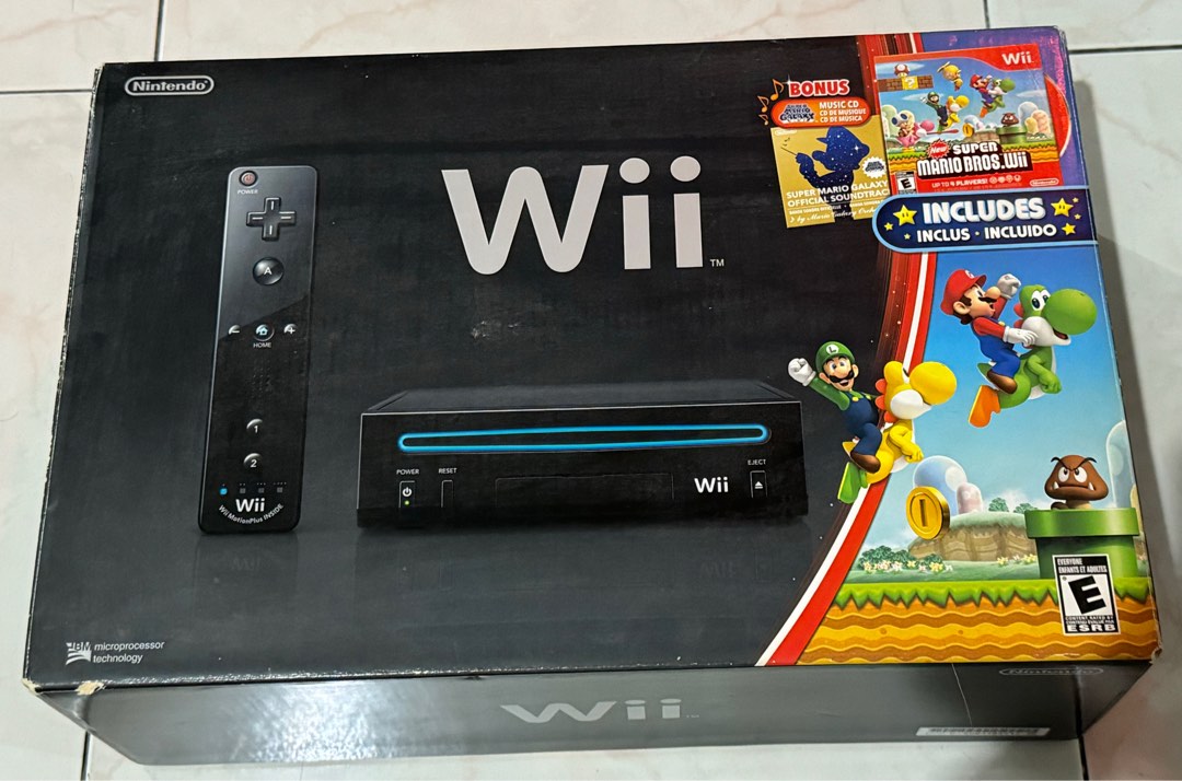 Wii console set (almost new as not played), Video Gaming, Video Game ...