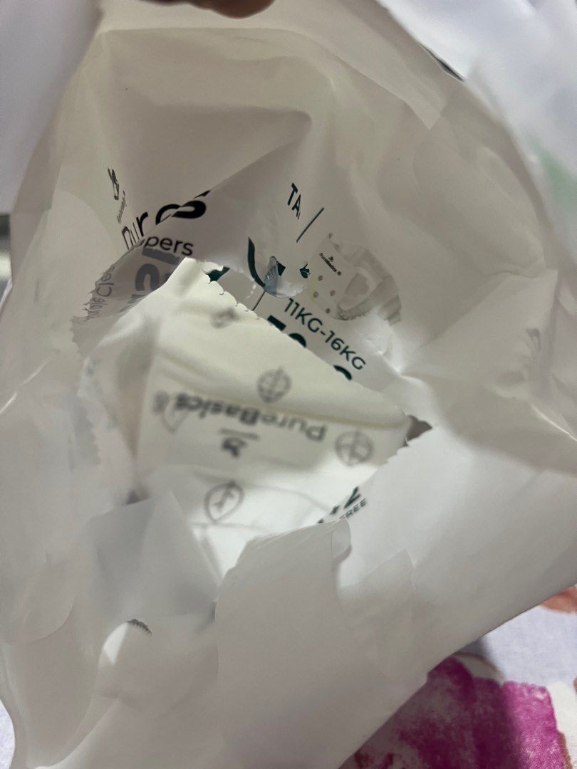 Applecrumby Pure Basics Tape XL 11-16 kg, Babies & Kids, Bathing ...