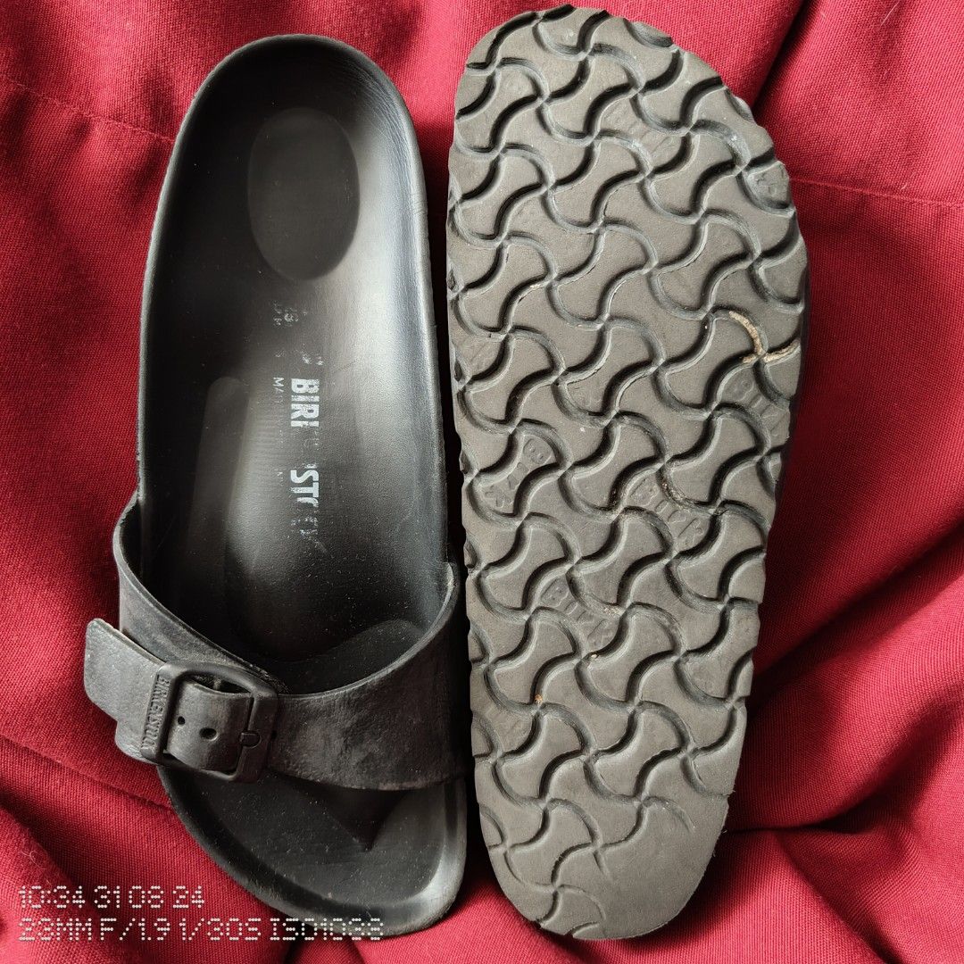 Birkenstock size 39, Women's Fashion, Footwear, Sandals on Carousell