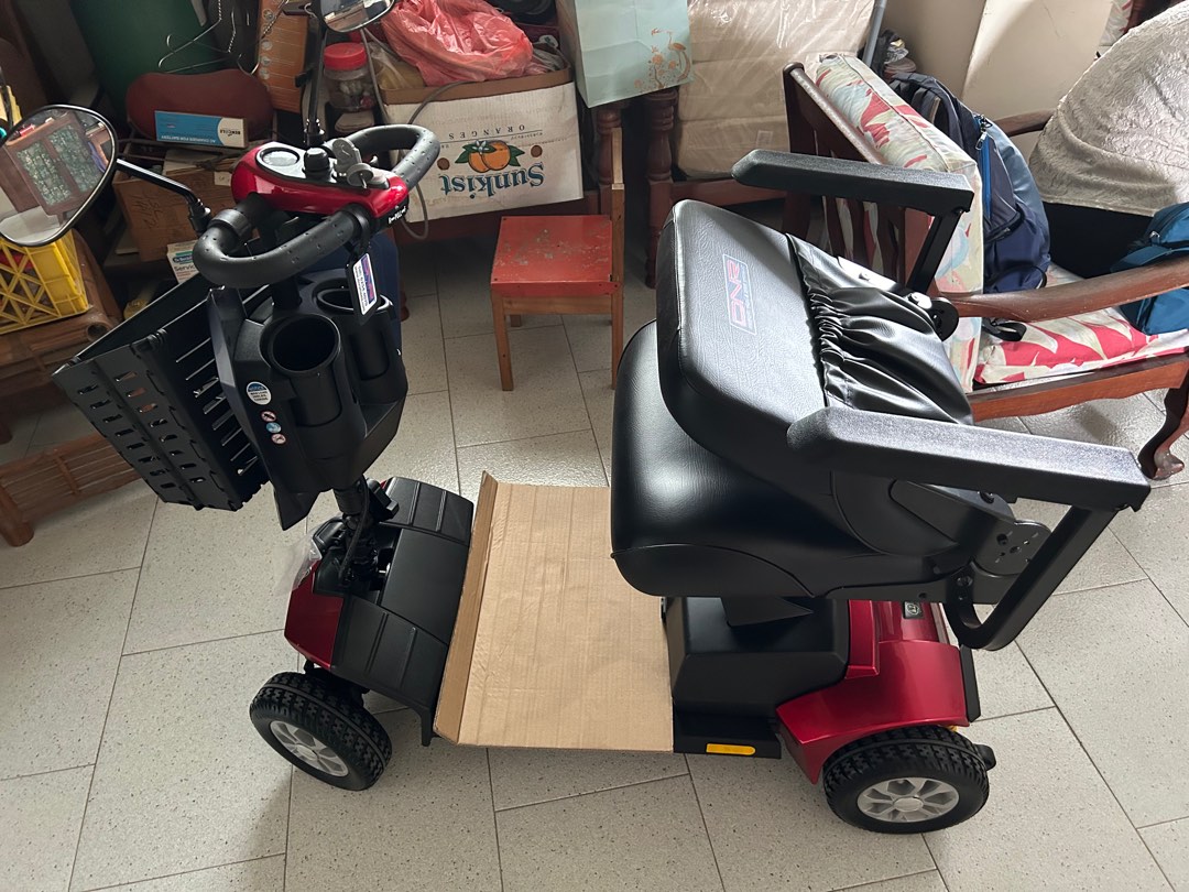 DNR 4 wheels classic, PMD mobility scooter for elderly - new, Sports ...
