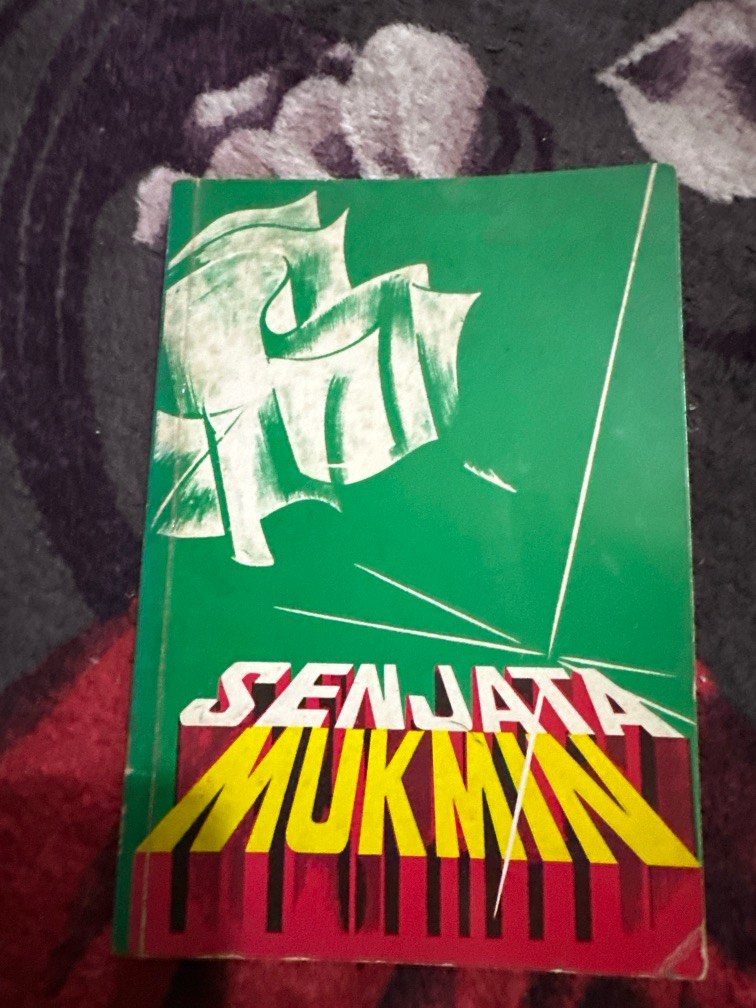 Buku senjata mukmin, Hobbies & Toys, Books & Magazines, Religion Books ...