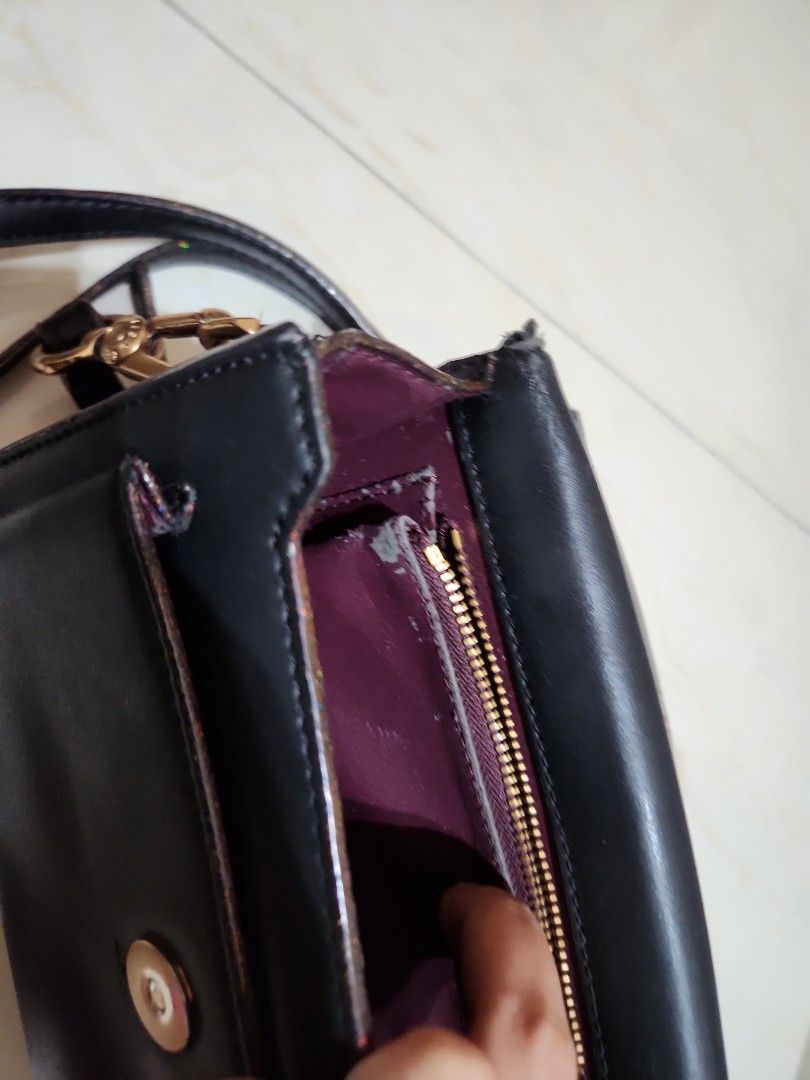 Charles and Keith Cross Body Bag (Used), Women's Fashion, Bags ...