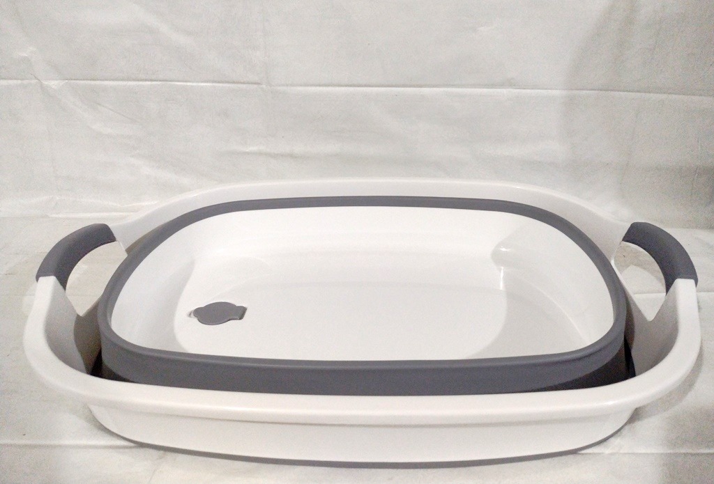 Collapsible Laundry Tub, 5gals, Furniture & Home Living, Home ...