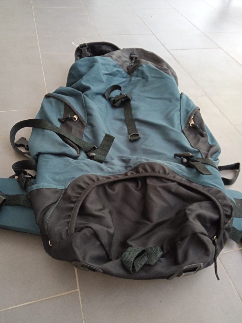 Eurohike Hiking Mountain Backpack Bag, Men's Fashion, Bags, Backpacks ...