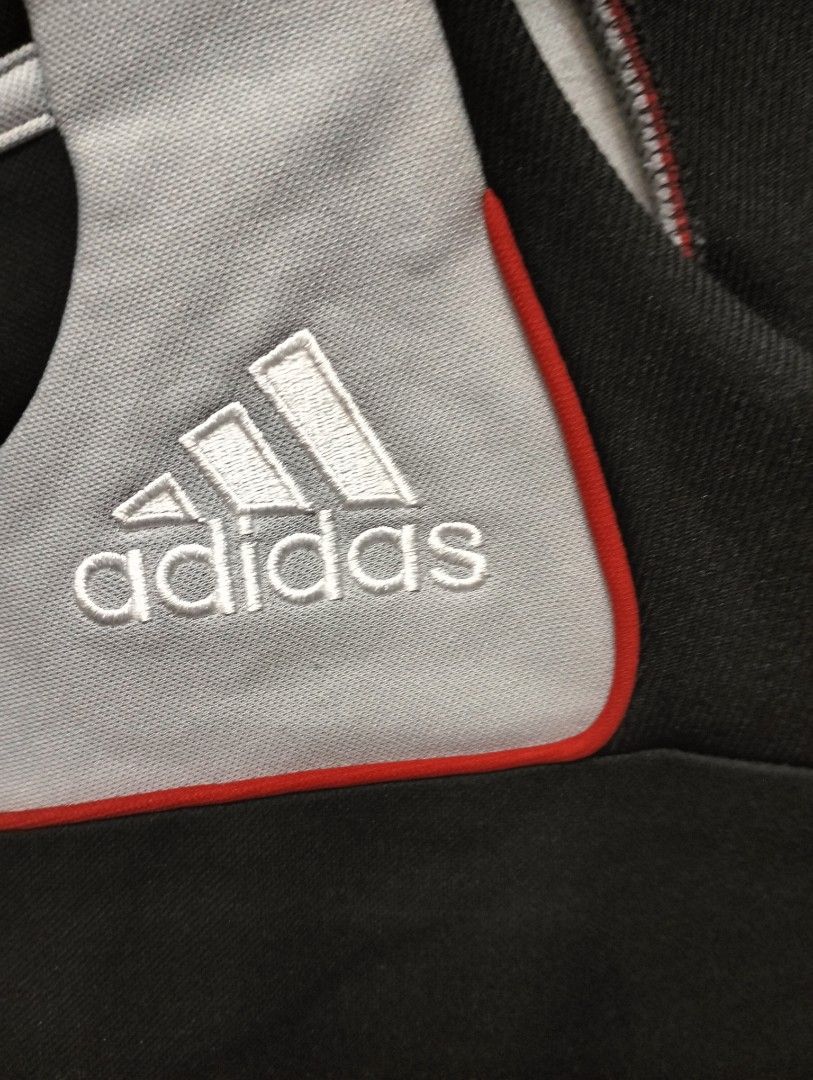 Liverpool Adidas 2008, Men's Fashion, Activewear on Carousell