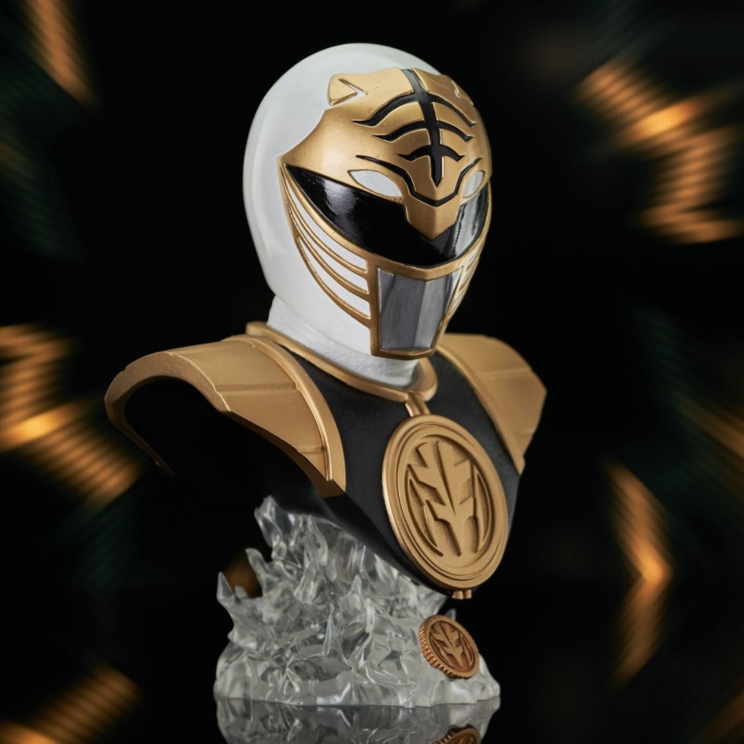 [PO] Diamond Select Mighty Morphin Power Rangers White Ranger Legends ...