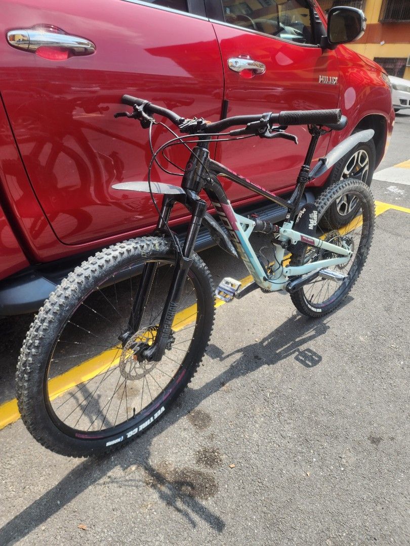 Polygon D7 mountain bike, Sports Equipment, Bicycles & Parts, Bicycles ...