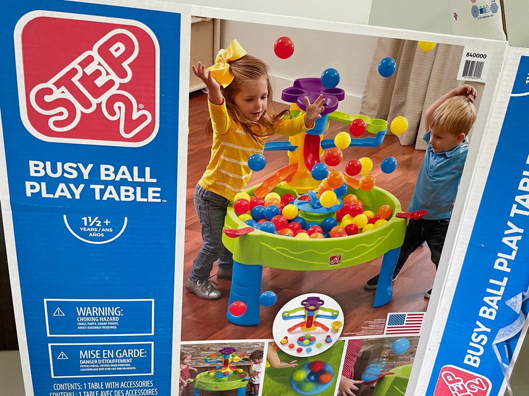 Step 2 busy ball play table, Babies & Kids, Infant Playtime on Carousell