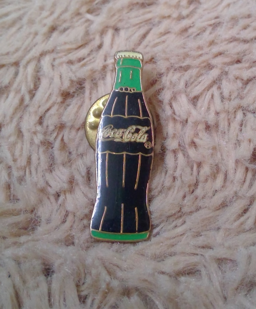 Vintage Coca cola glass bottle lapel pin, Hobbies & Toys, Memorabilia ...