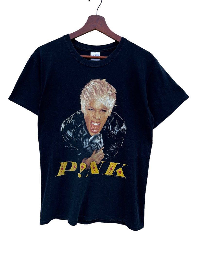 Y2K Singer Artis Pink, Men's Fashion, Tops & Sets, Tshirts & Polo ...