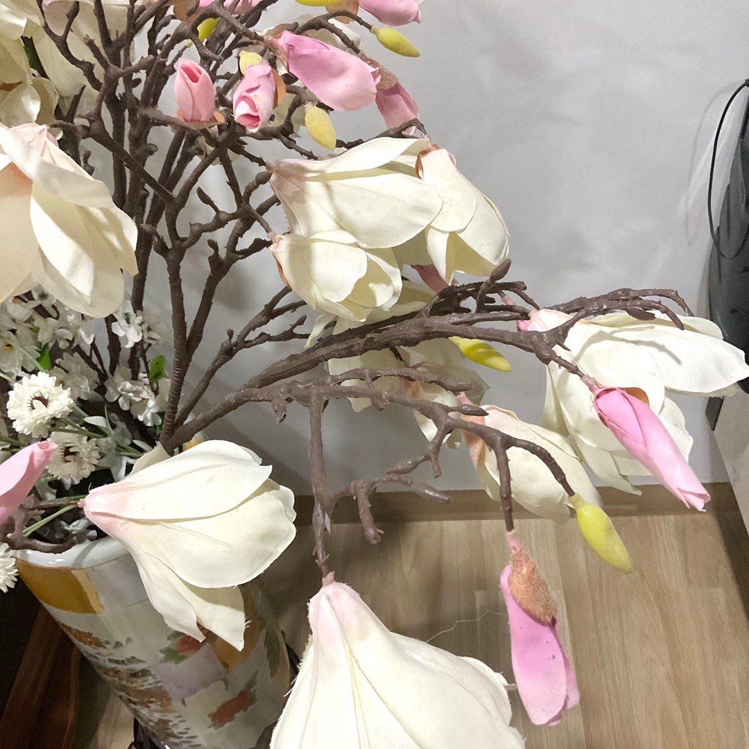 [ IKEA ] 8 rangkai bunga dekor ruang tamu, Perabotan Rumah di Carousell