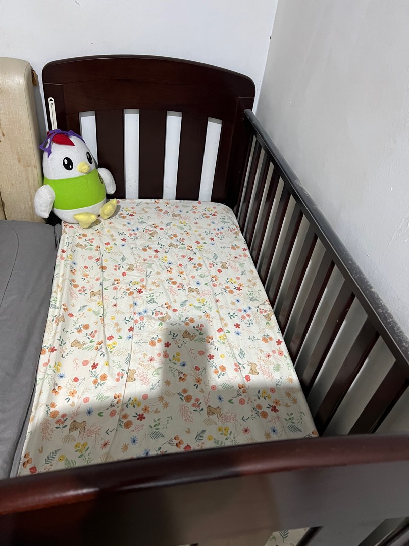 Baby cot kayu, Babies & Kids, Baby Nursery & Kids Furniture, Cots ...
