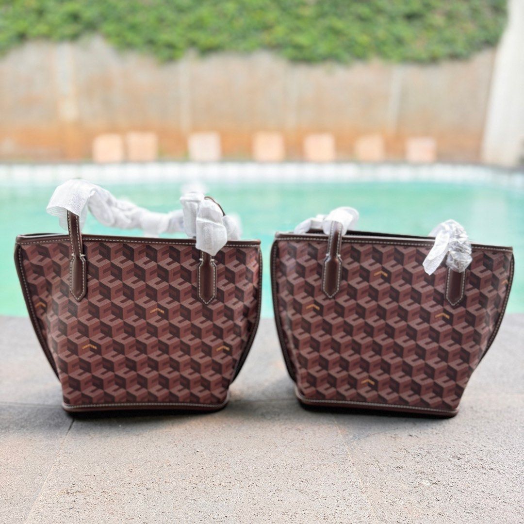 Chrisy Ng Mini Russo New, Barang Mewah, Tas & Dompet di Carousell