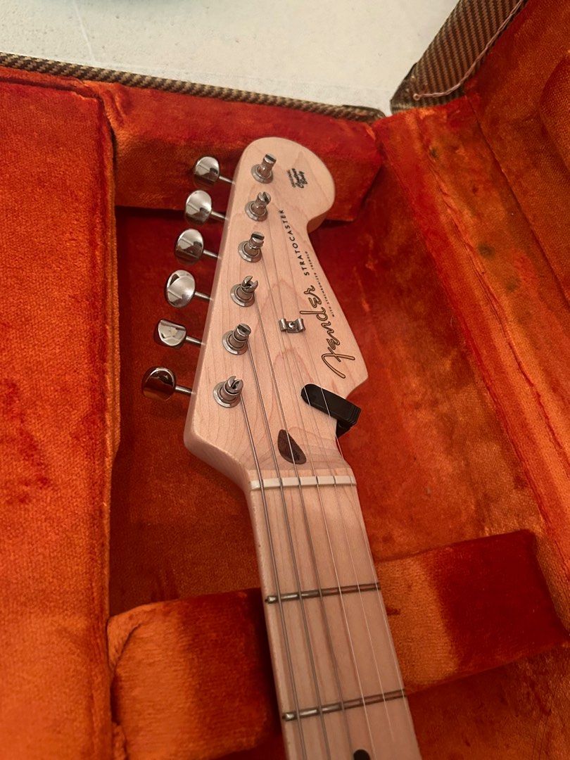 Fender Eric Clapton Custom Shop Stratocaster, Hobbies & Toys, Music ...