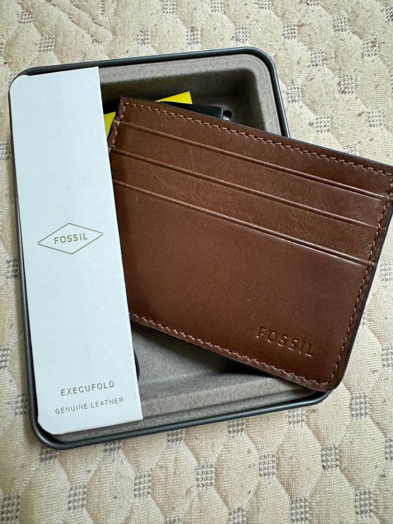 Fossil Execufold Card Holder, Men's Fashion, Watches & Accessories ...