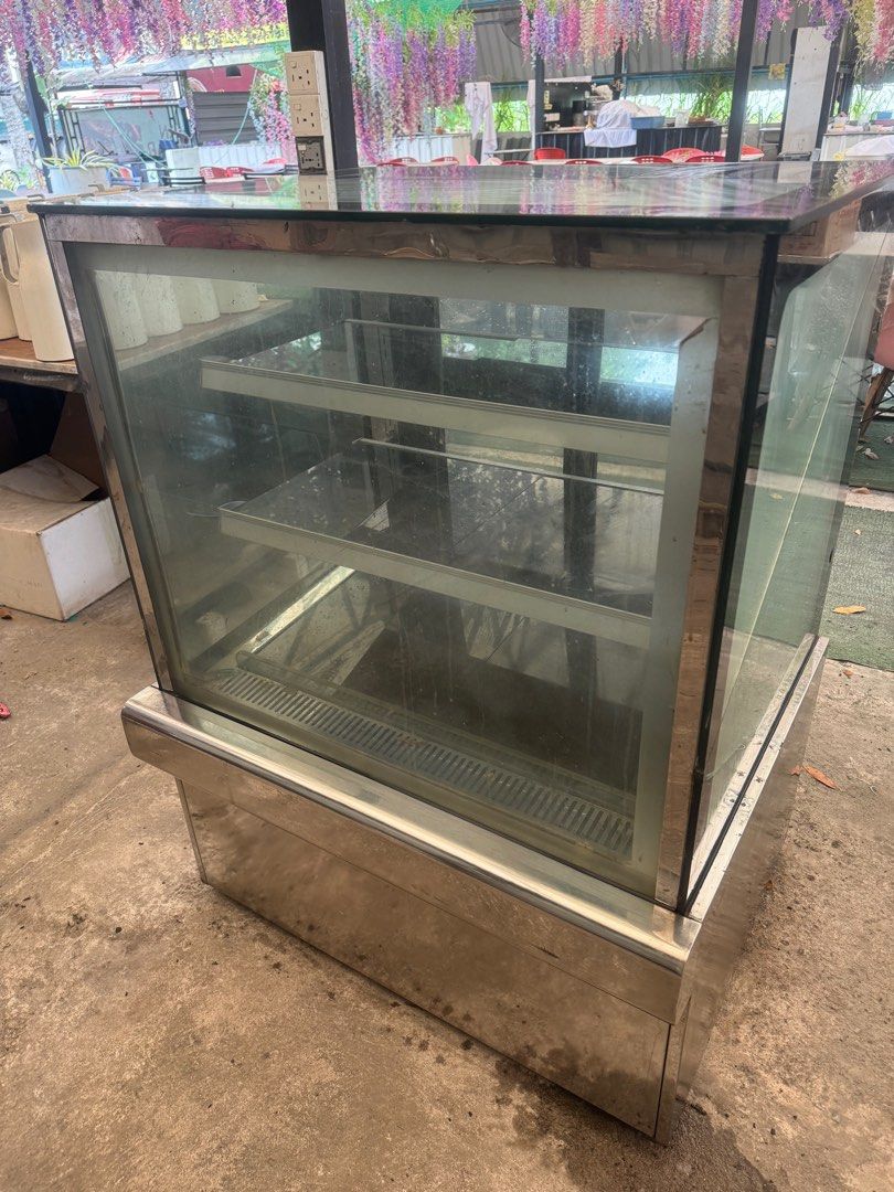 Glass display chiller, Furniture & Home Living, Kitchenware & Tableware ...