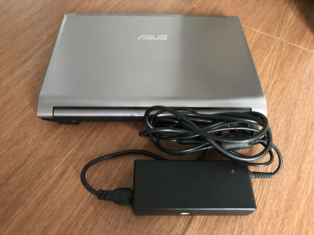 Laptop ASUS N43SL pemakaian pribadi, Elektronik, Komputer, Laptop di ...