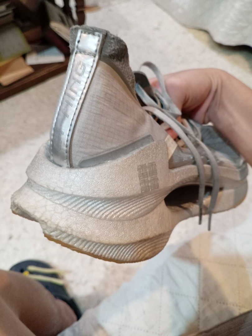 Li-Ning Shadow Essential, Men's Fashion, Footwear, Sneakers on Carousell