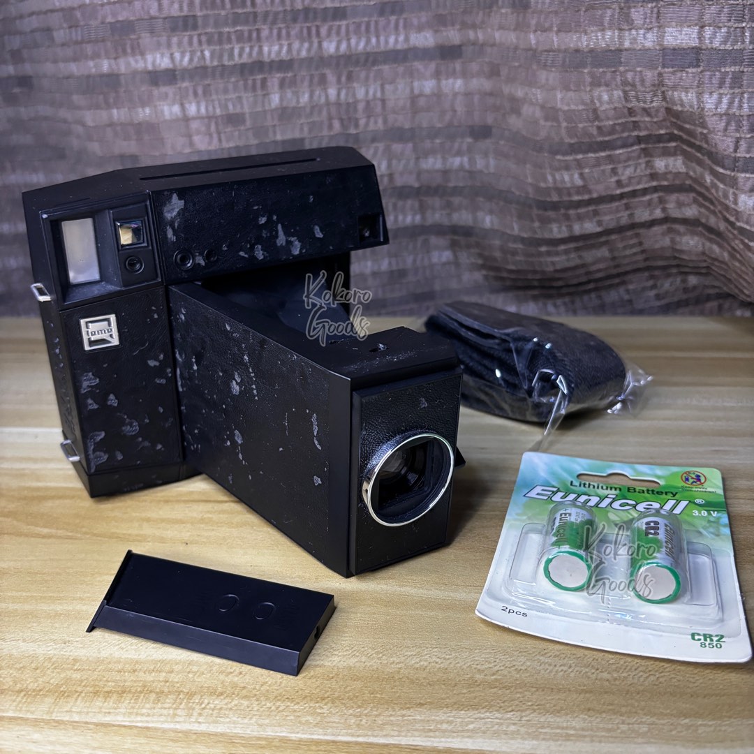 Lomography Lomo Instant Square Camera (uses Instax Square film ...