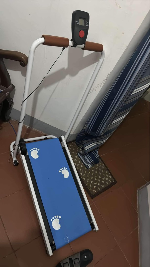 Manual treadmill, Sports Equipment, Exercise & Fitness, Cardio ...