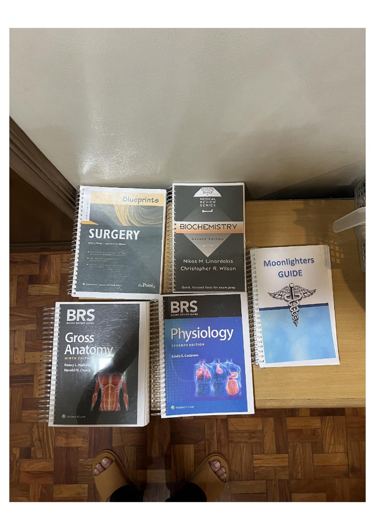 Med School Reviewers (Rush price!!!), Hobbies & Toys, Books & Magazines, Textbooks on Carousell