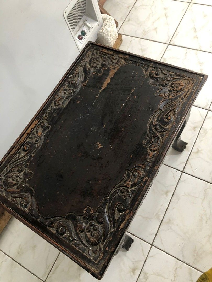 Meja Kayu Jati Antik Model Ukiran , Perabotan Rumah di Carousell